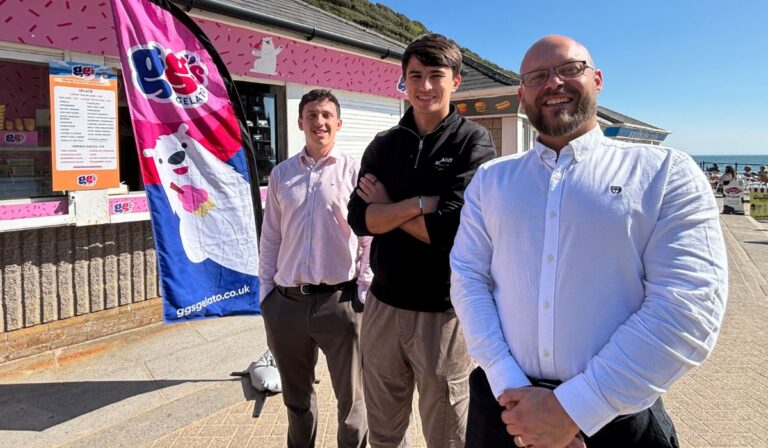 Gelato Brand Takes Over Beachside Kiosk at Caswell