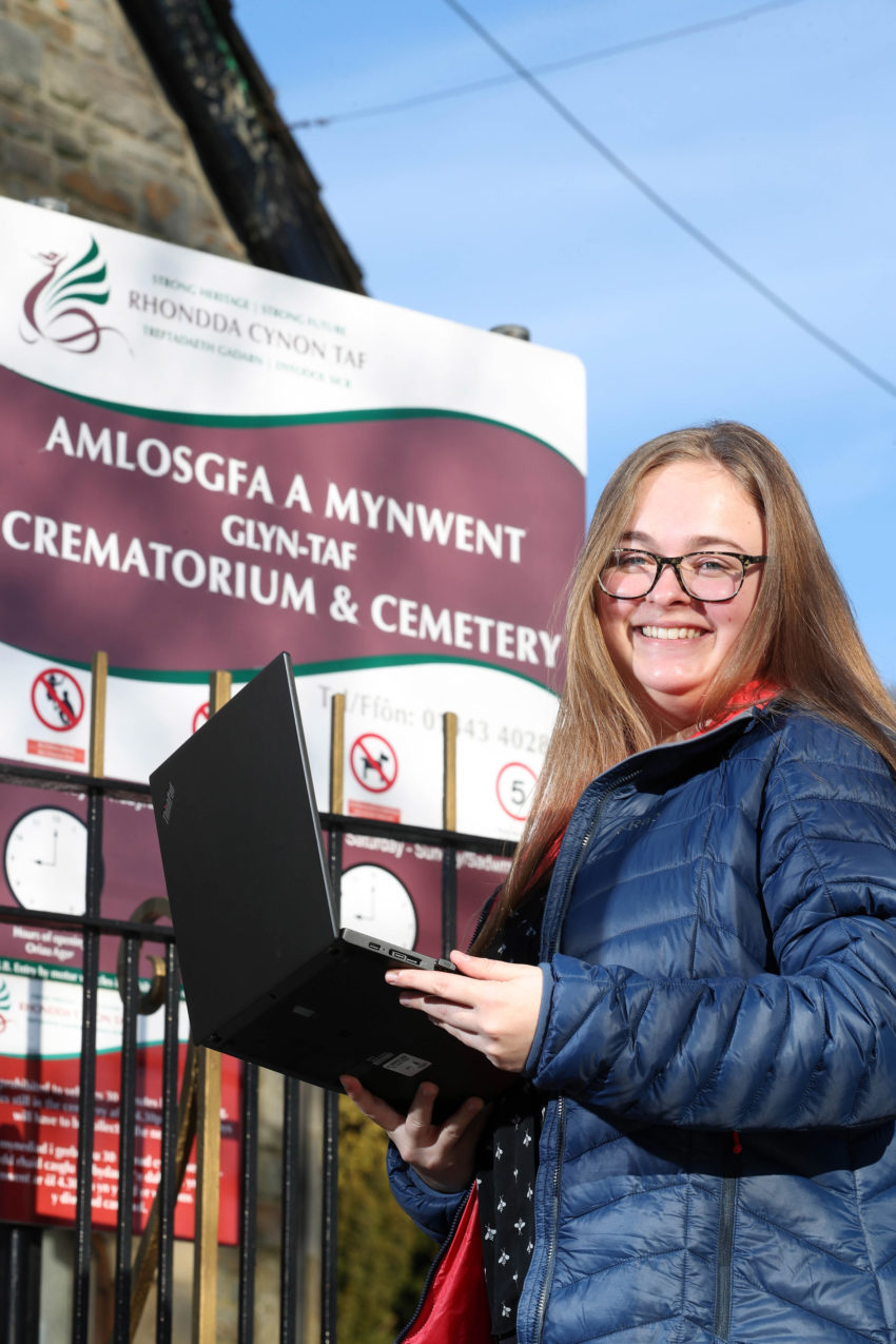 Apprentice Improves Bereavement Services During Pandemic