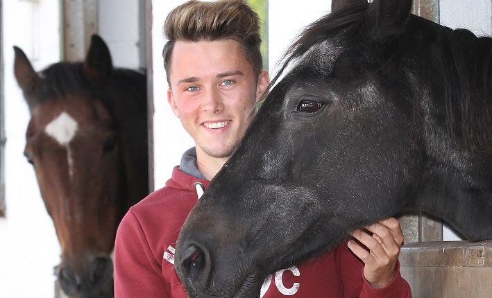 Growing Businesses Urged to Apply for Jobs Growth Wales Support